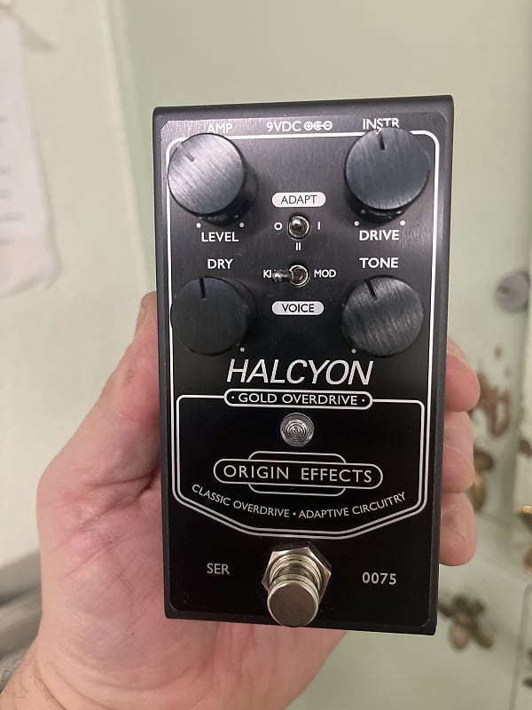 Origin Effects Halcyon Gold Overdrive - Blackout | Reverb