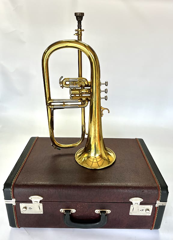 Couesnon Flugelhorn #2155 late 60s - Lacquer/gold | Reverb