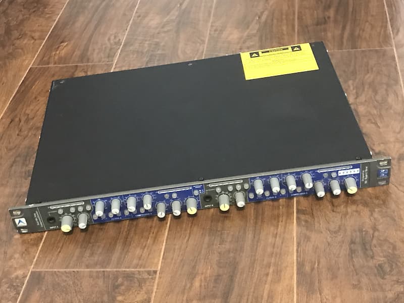 Neve AMEK Pure Path Dual Mic Pre Compressor Limiter (DMCL) | Reverb