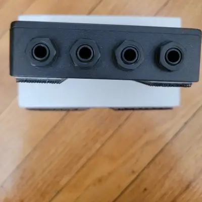 American Looper 4-Way Junction Box 2020 Black | Reverb