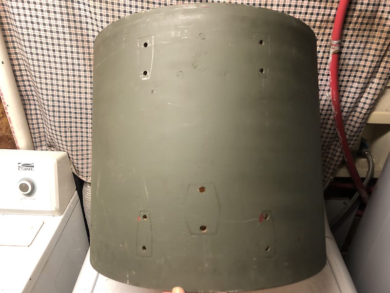 Ludwig Classic '81-8 lug 18" (Modular mounted) TOM Drum shell | Reverb