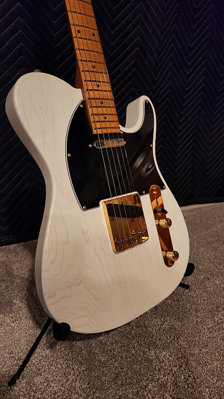 Kiesel Retro Solo w/Roasted Maple Neck | Reverb