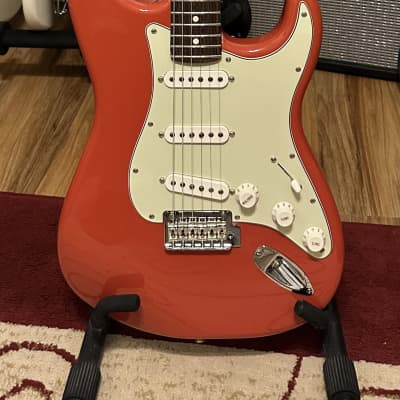 Fender Stratocaster 2021 - Fiesta Red | Reverb