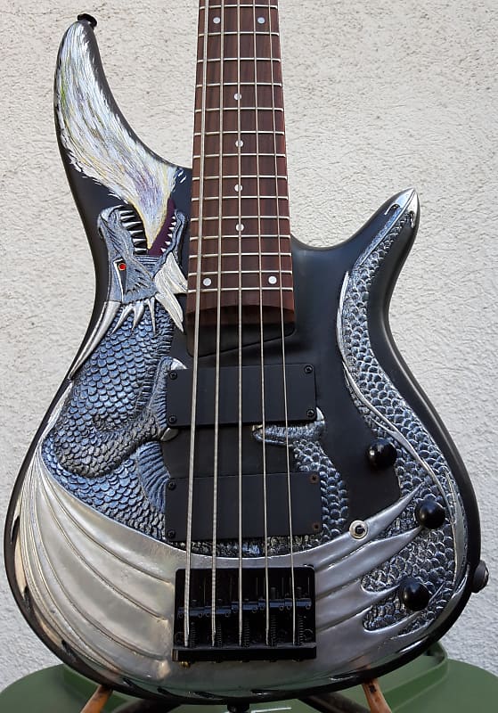 Custom 5-String Bass, Einzelanfertigung | Reverb