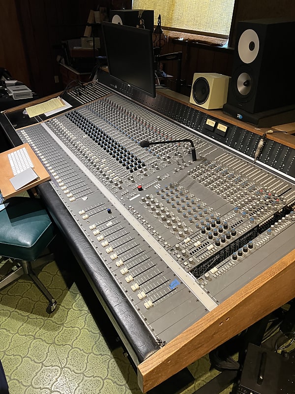 Neotek Elite 24 Channel Studio Mixer | Reverb