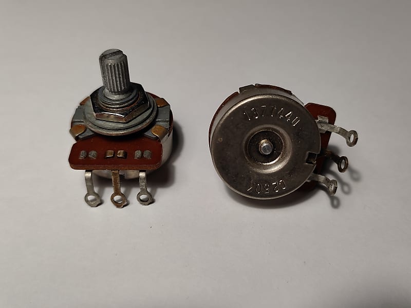 2x Pot 1974 for Fender Stratocaster | Reverb