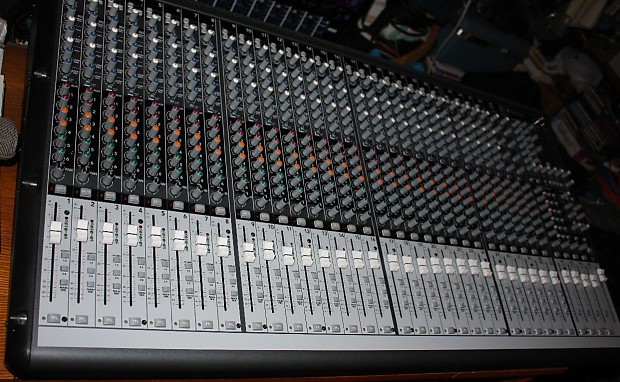 Mackie Onyx 32 Channel Analog Mixing Console Pro Audio Mixer | Reverb