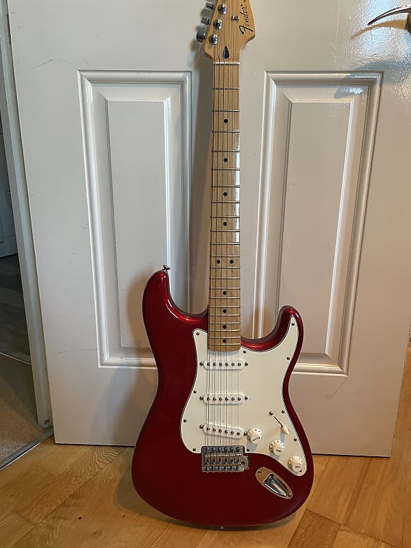 Fender Mexican Standard Late 2010s - Candy Apple Red | Reverb UK