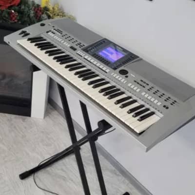 Yamaha PSR S700 Keyboard workstation | Reverb