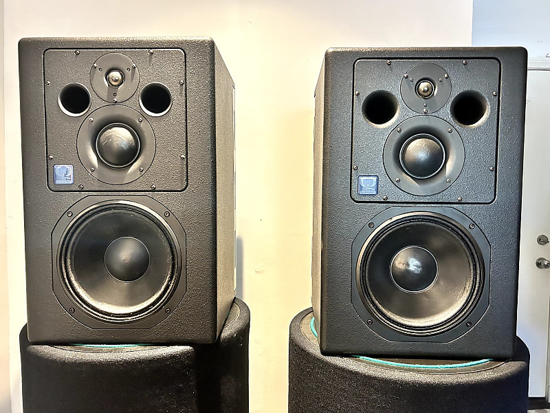 Quested Quested V3110 -3 WAY ACTIVE REFERENCE MONITOR | Reverb