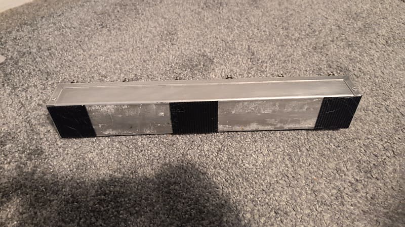 Loop Master 4 loop switcher with tuner out and master | Reverb UK