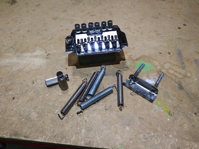 Fender System One Tremolo 1985-87 Chrome | Reverb