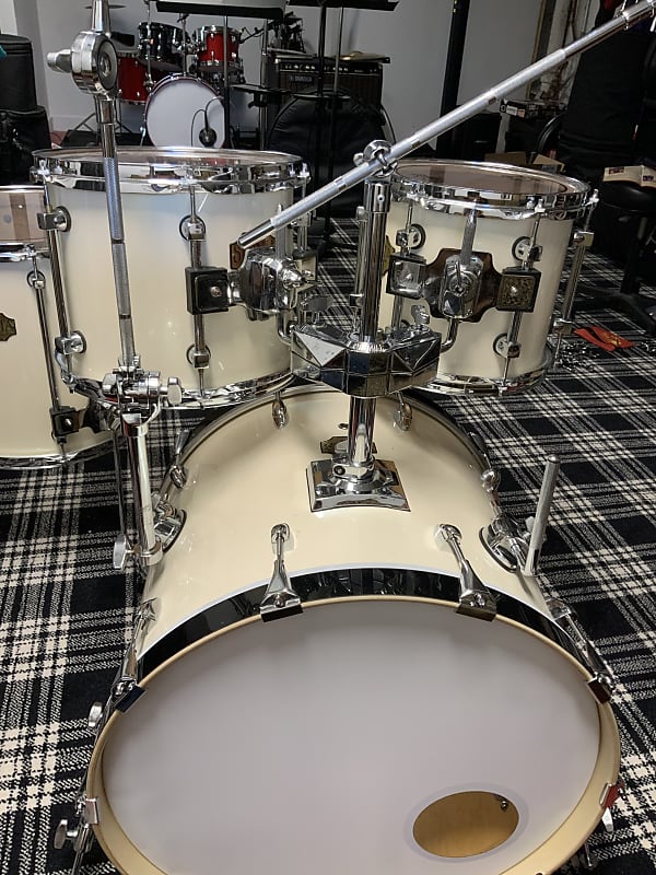 Premier Signia Maple 22x16 Bass Drum 1990s - Pearl White | Reverb