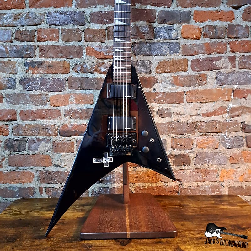 Jackson Rhoads V Partscaster w/ Kill Mod (2000s - Black) | Reverb