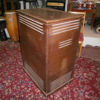 Leslie Speaker , model 710 , 1969 , walnut finish | Reverb