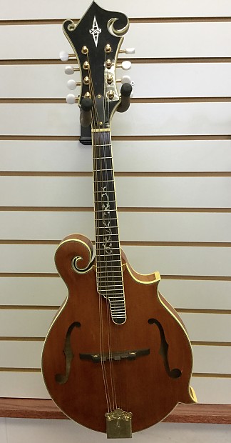 Alvarez F3 Traditional F-Style Solid Wood Mandolin With Hard | Reverb