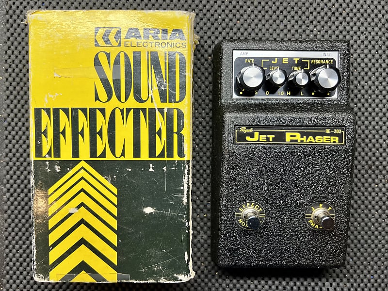 Aria Royal RE-202 Jet Phaser w/box 1977 Black | Reverb