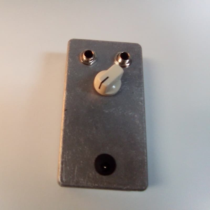 Kneebone Street Shop Experiment #38 LM386 Boosted Fuzz | Reverb