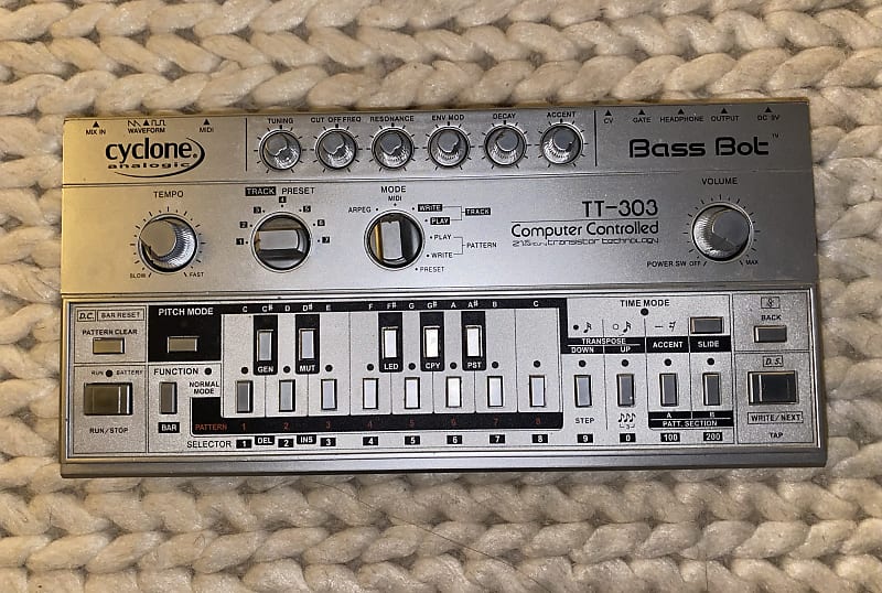 Cyclone Analogic TT-303 Bass Bot V1 | Reverb