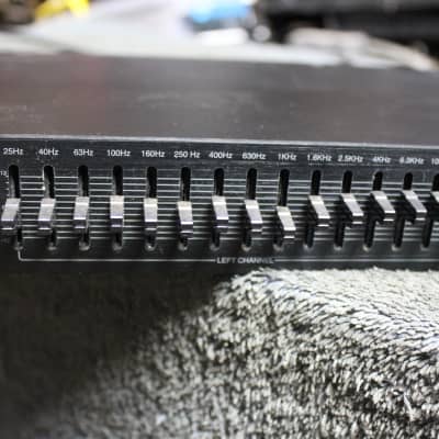 Radio Shack Stereo 15 Band Equalizer (Rack Mount) | Reverb