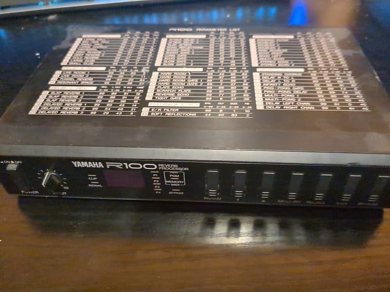 Yamaha R100 | Reverb