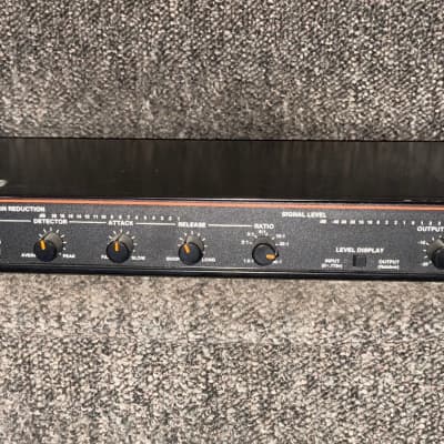 Vintage JBL / UREI 7110 Limiter Compressor | Reverb