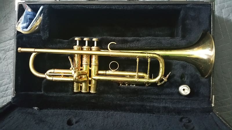 Bach Stradivarius Trumpet 43 , Lightweight Model LT180-43 ML | Reverb