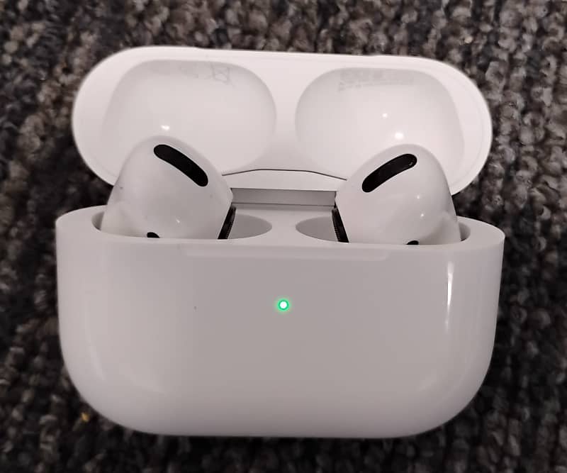 Apple Airpods 1st Generation + Catalyst Case - FAULTY | Reverb