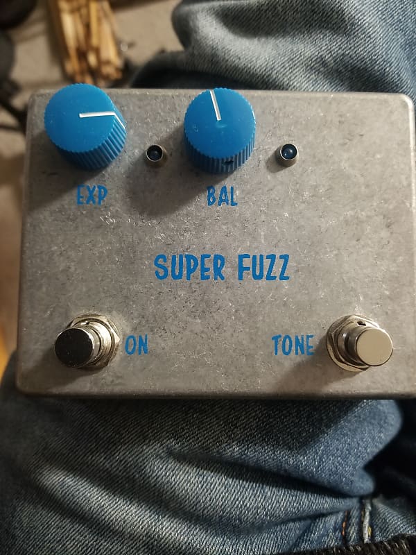Analog Fox Super fuzz 2018 | Reverb