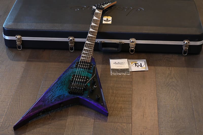 2009 Jackson RR3 Rhoads Pro V-Style Electric Guitar Eerie | Reverb UK