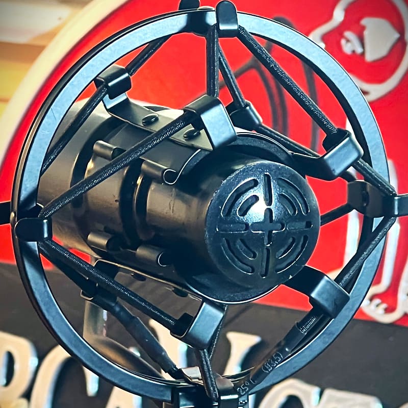 Vintage 1950's AMERICAN D44 Dynamic Microphone, tested, | Reverb