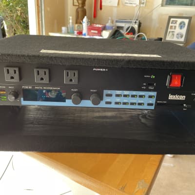 LEXICON 300 Digital Reverb/Effects Processor | Reverb