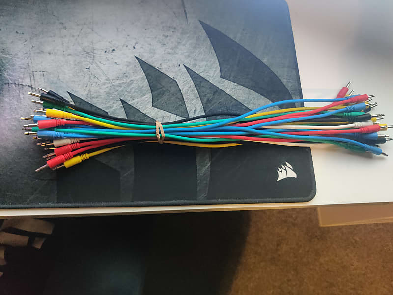 Patch Cables 40cm - 24 Cables - Coloured | Reverb