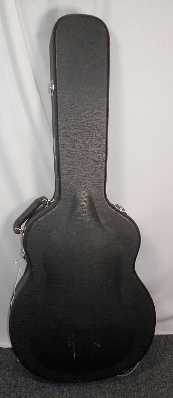 Taylor Grand Auditorium hardshell case with new handle used | Reverb