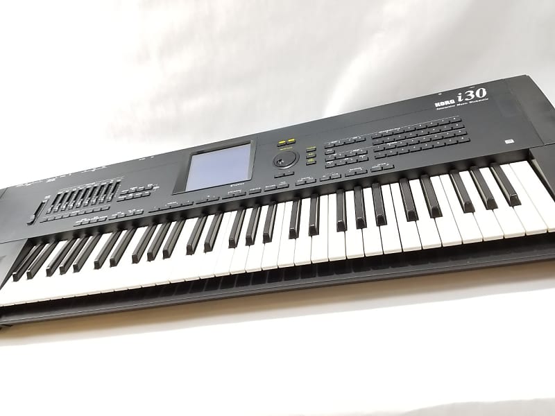 Korg i30 great contion 61 key | Reverb
