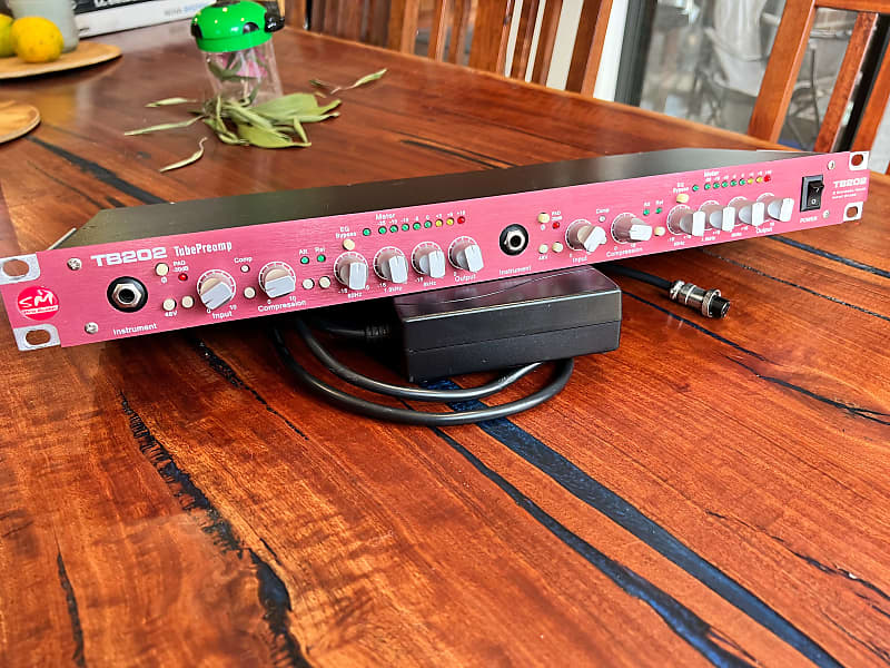 2 Channel valve preamp | SM Pro Audio TB202 | Reverb