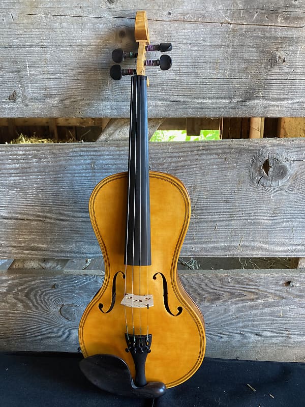 Custom Cornerless Violin | Reverb