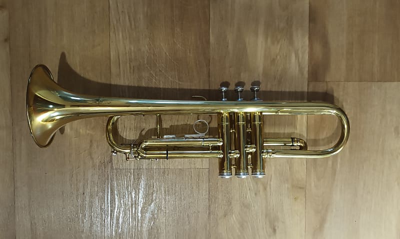 Lark Trumpet - M4012 Early 1980's - Lacquered brass | Reverb UK