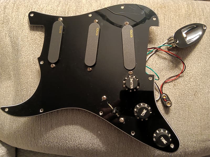 Left Handed David Gilmour DMG20 active loaded pick guard. | Reverb