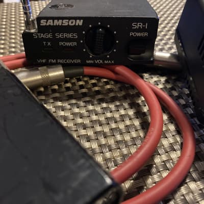 Samson SR-1 Wireless Hand Held Microphone System | Reverb