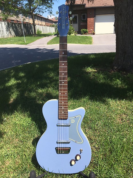 Danelectro U2 (1998-2003) w/Gig Bag | Reverb