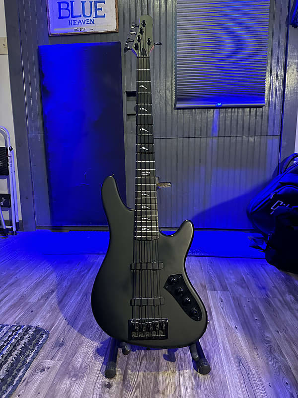 Carvin 5 String Bass 2010 - Matte Black | Reverb