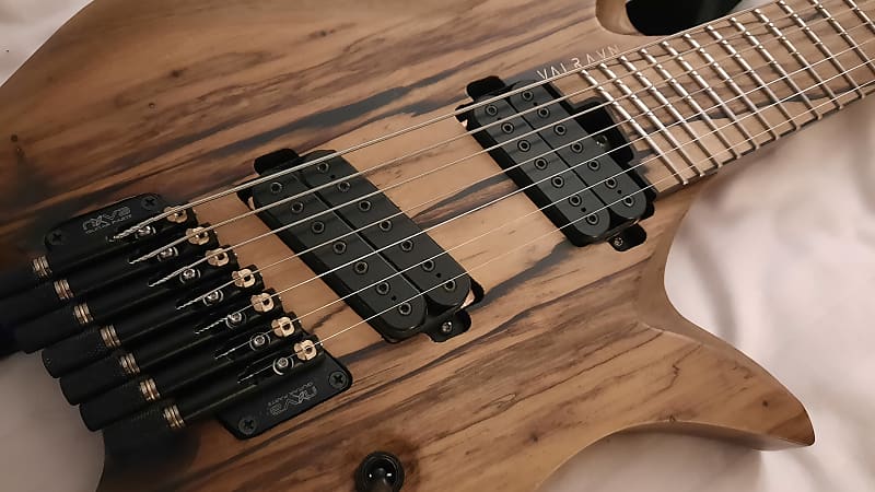 Valravn 7 Pale moon ebony | Reverb