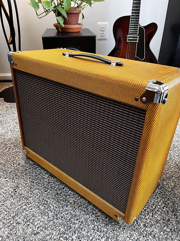 Guitar Cabinets Direct Fender Tweed Deluxe 12” Extension Cab | Reverb