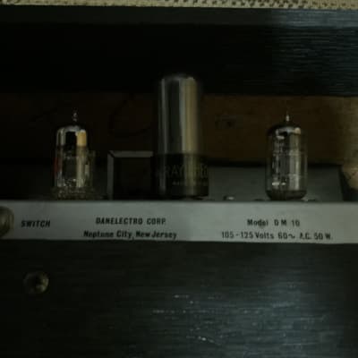 Vintage 1960’s Danelectro DM10 Tube Amp | Reverb