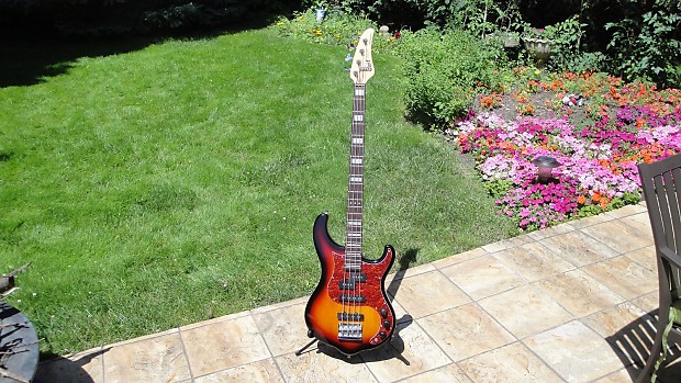 Cort Billy Cox Freedom Bass 2000 Sunburst | Reverb