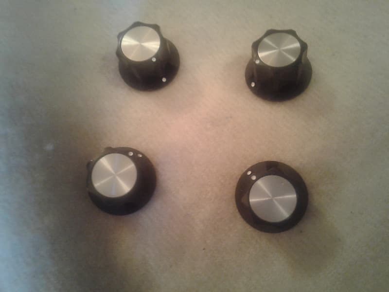 4- Plush amp style knobs | Reverb