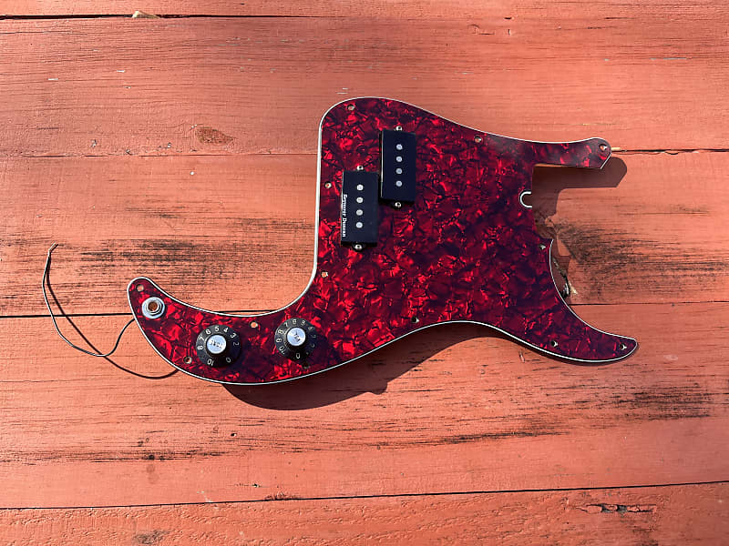 Solder Free Seymour Duncan Loaded P Bass Pickguard 2000’s Red | Reverb