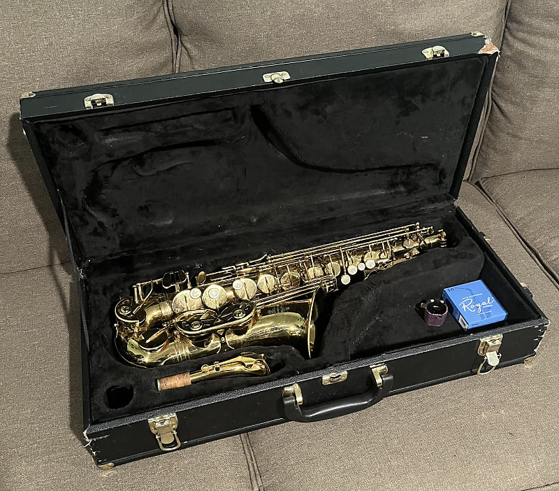 Buffet Crampon 100 Series Alto Saxophone w/case, mouthpiece | Reverb