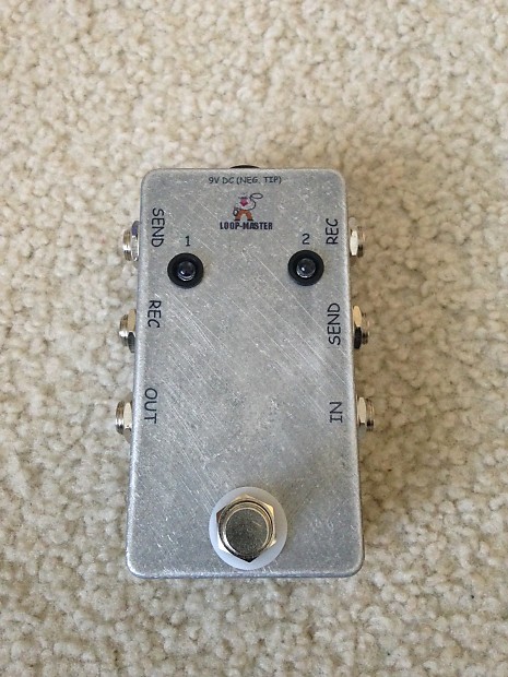 Loop-Master 2-Loop True Bypass Loop Switcher (vertical | Reverb